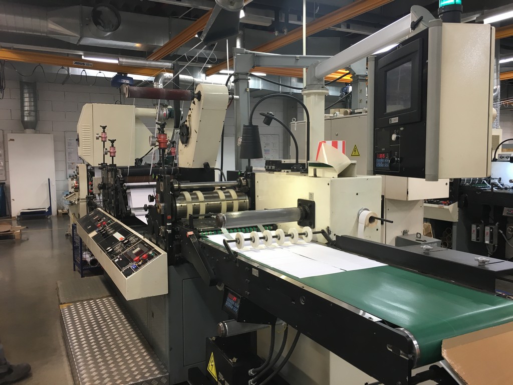 COMCO COMMANDER 18“ | Machinery Europe