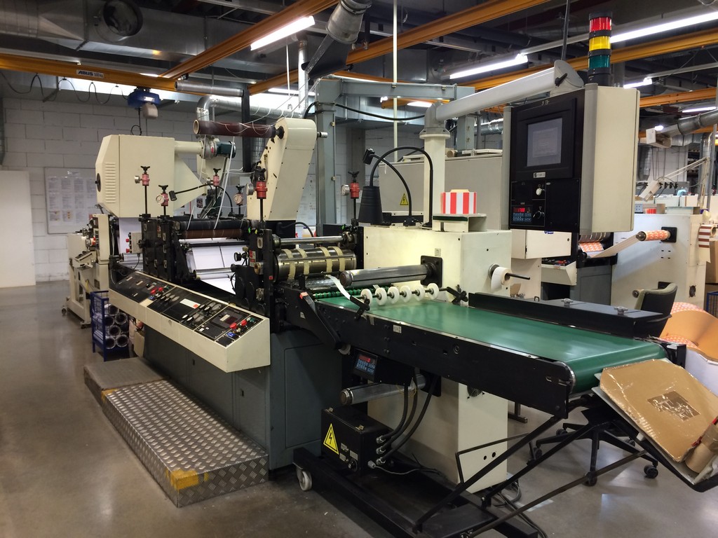 COMCO COMMANDER 18“ | Machinery Europe