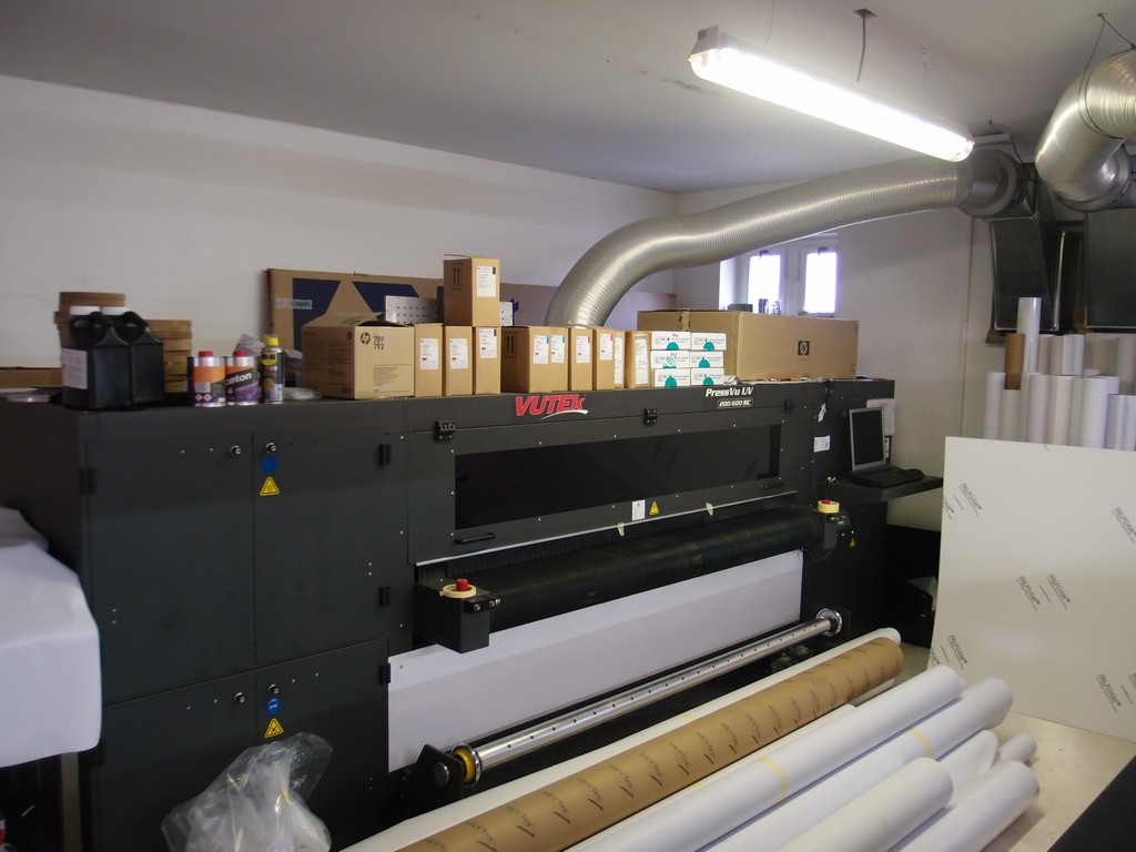 EFI VUTEK PV UV 200 | Machinery Europe