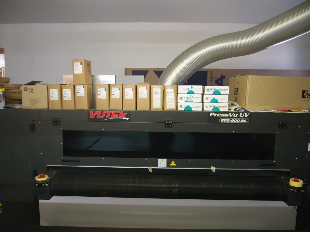 EFI VUTEK PV UV 200 | Machinery Europe