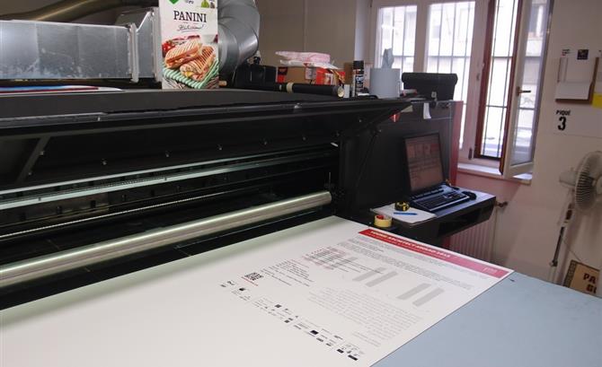 EFI VUTEK QS 3220 | Machinery Europe