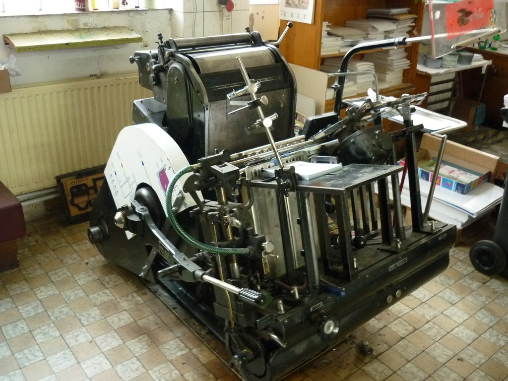 ADAST GRAFOPRESS GPC | Machinery Europe